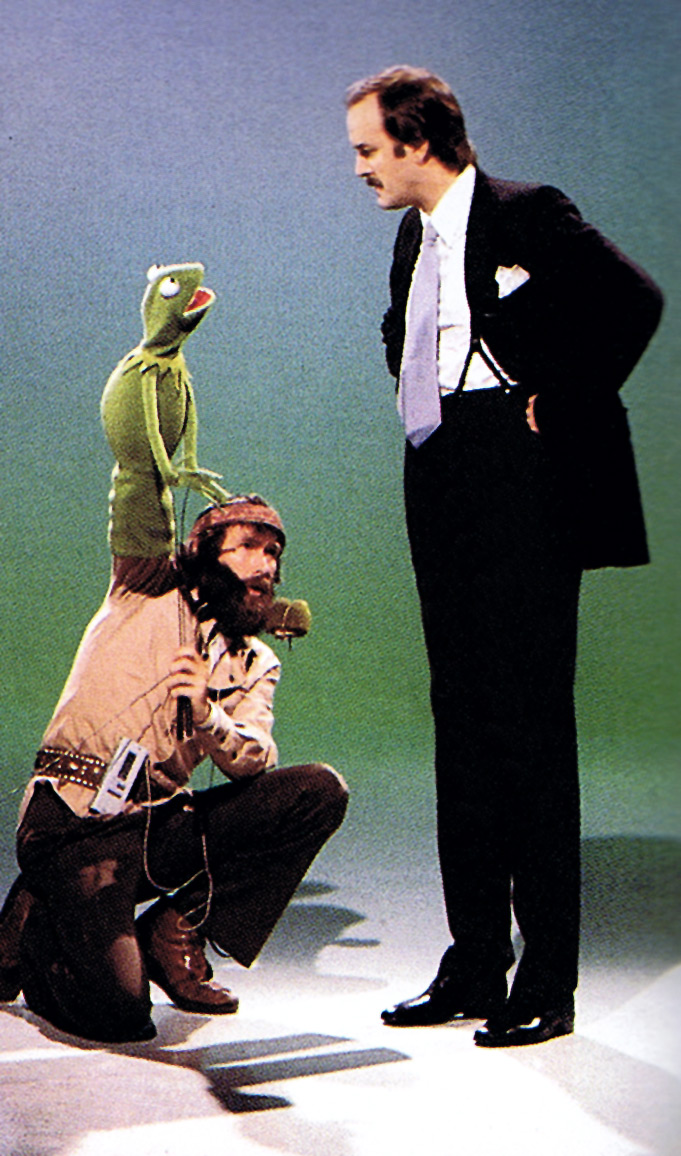 Kermit, Jim Henson & John Cleese on Set of The Muppet Show